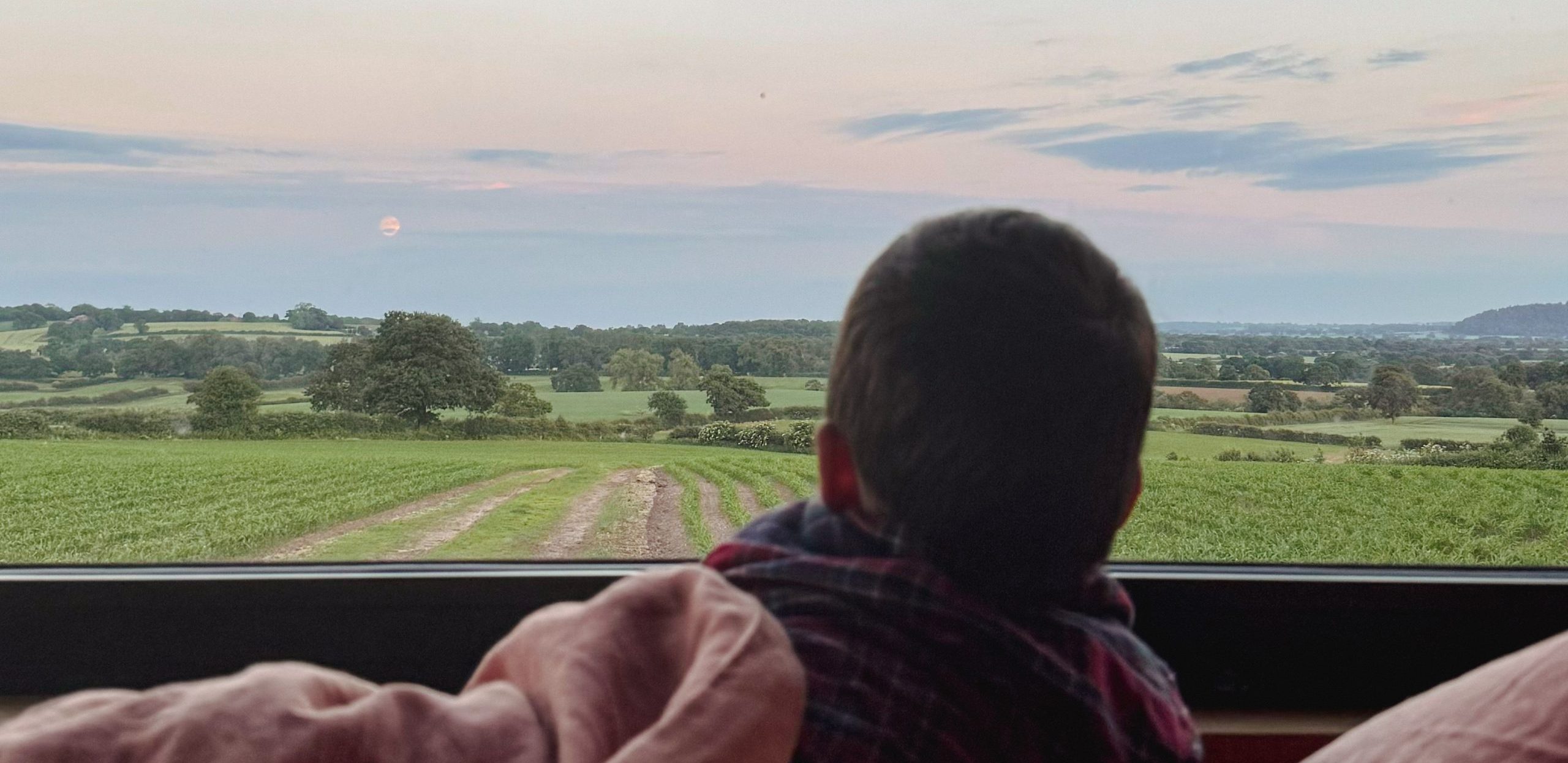 Off-Grid Family Getaway: 5 Reasons to Try It This Summer - Shacks
